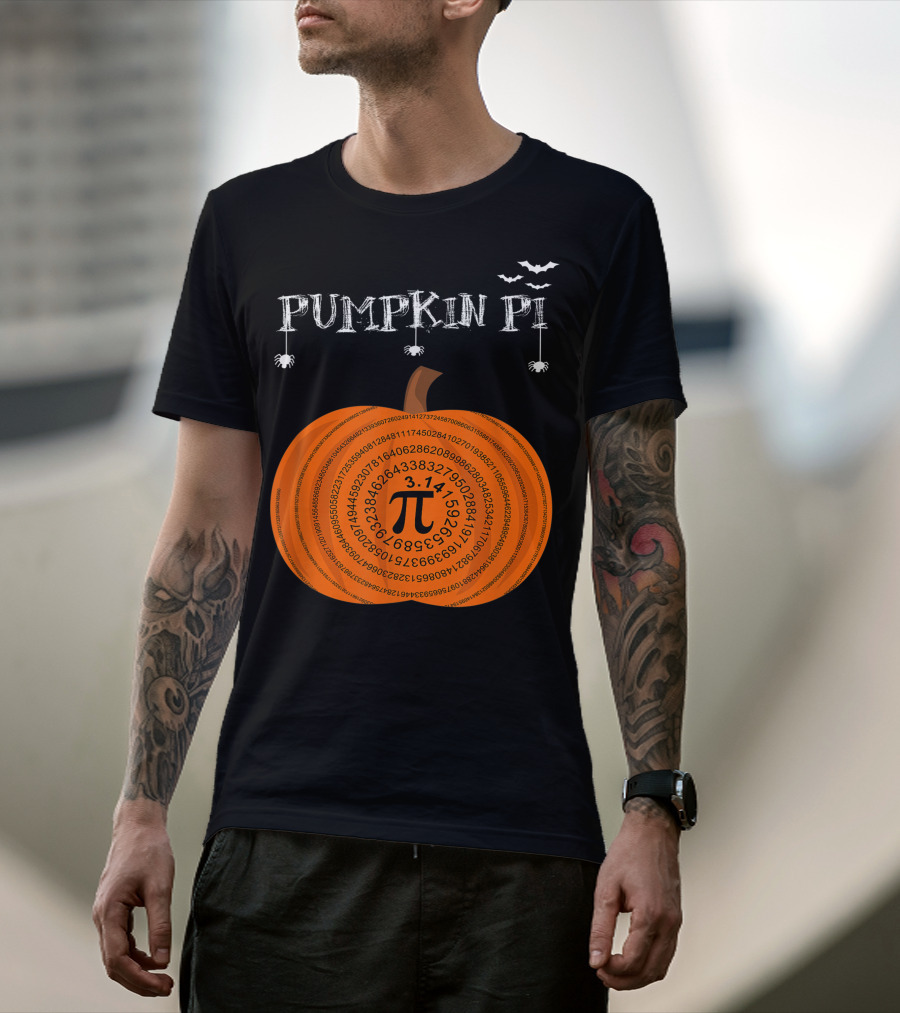 Pumpkin Pi Halloween Math Teachers Pumpkin With Pi Symbol And Bats T-Shirt