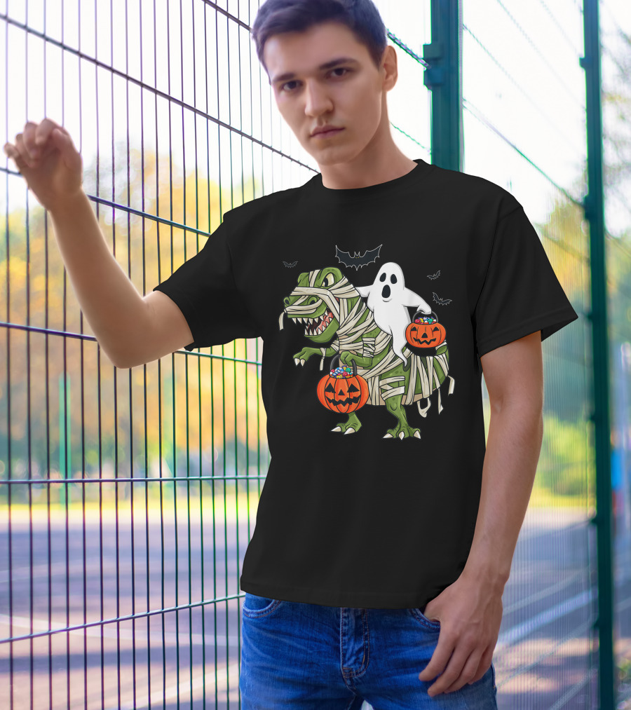 Halloween Ghost Riding Mummy Dinosaur With Pumpkins And Bats T-Shirt