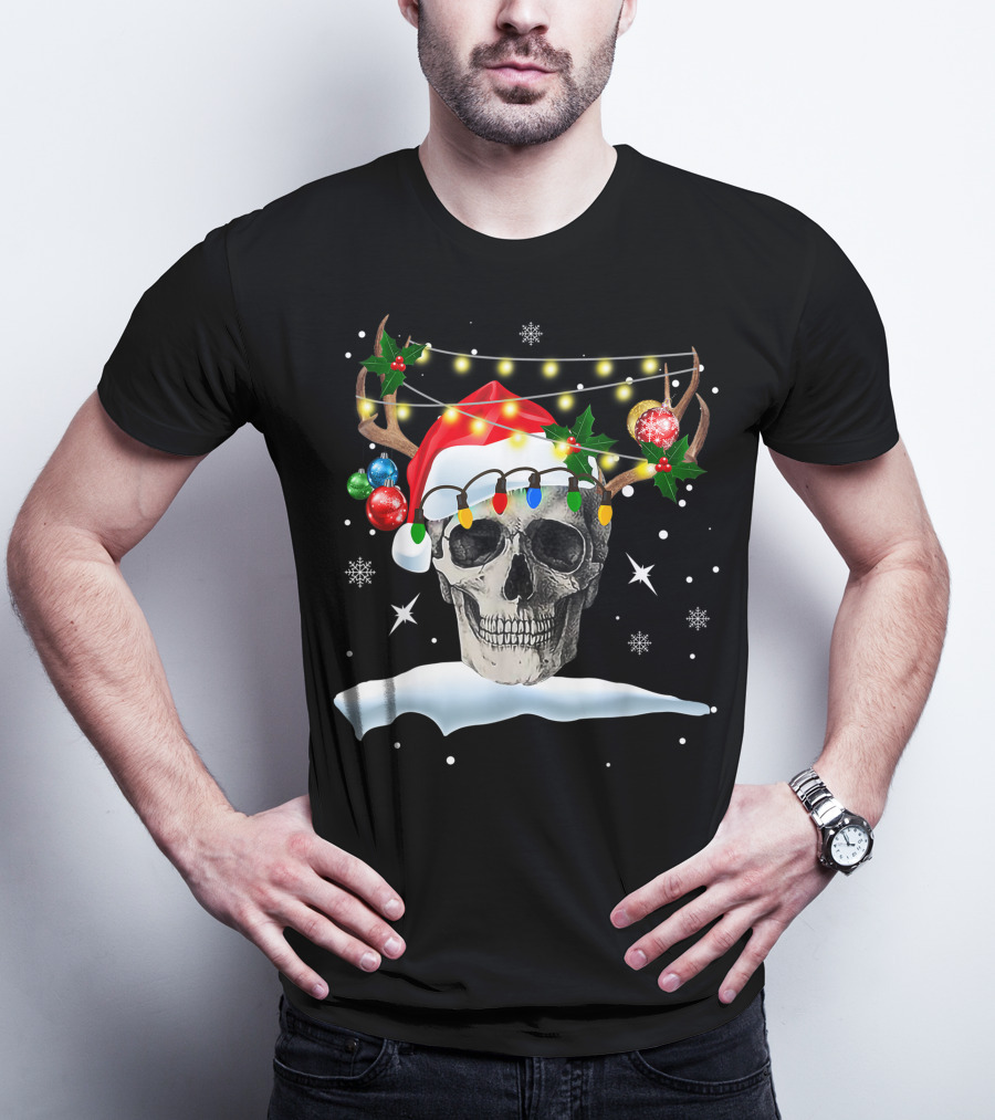Skull Reindeer Christmas Funny Santa Hat Antlers Holiday Lights Snowflakes T-Shirt