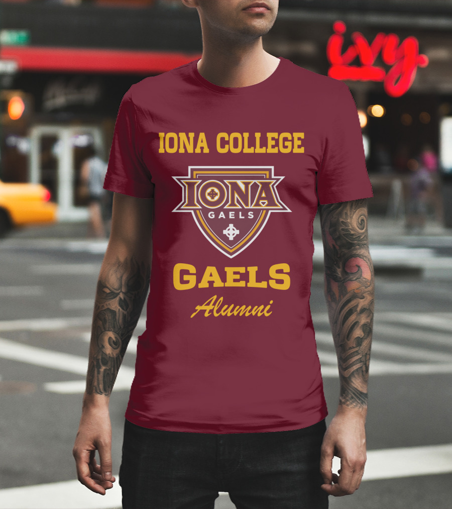 Iona College Gaels Alumni T-Shirt