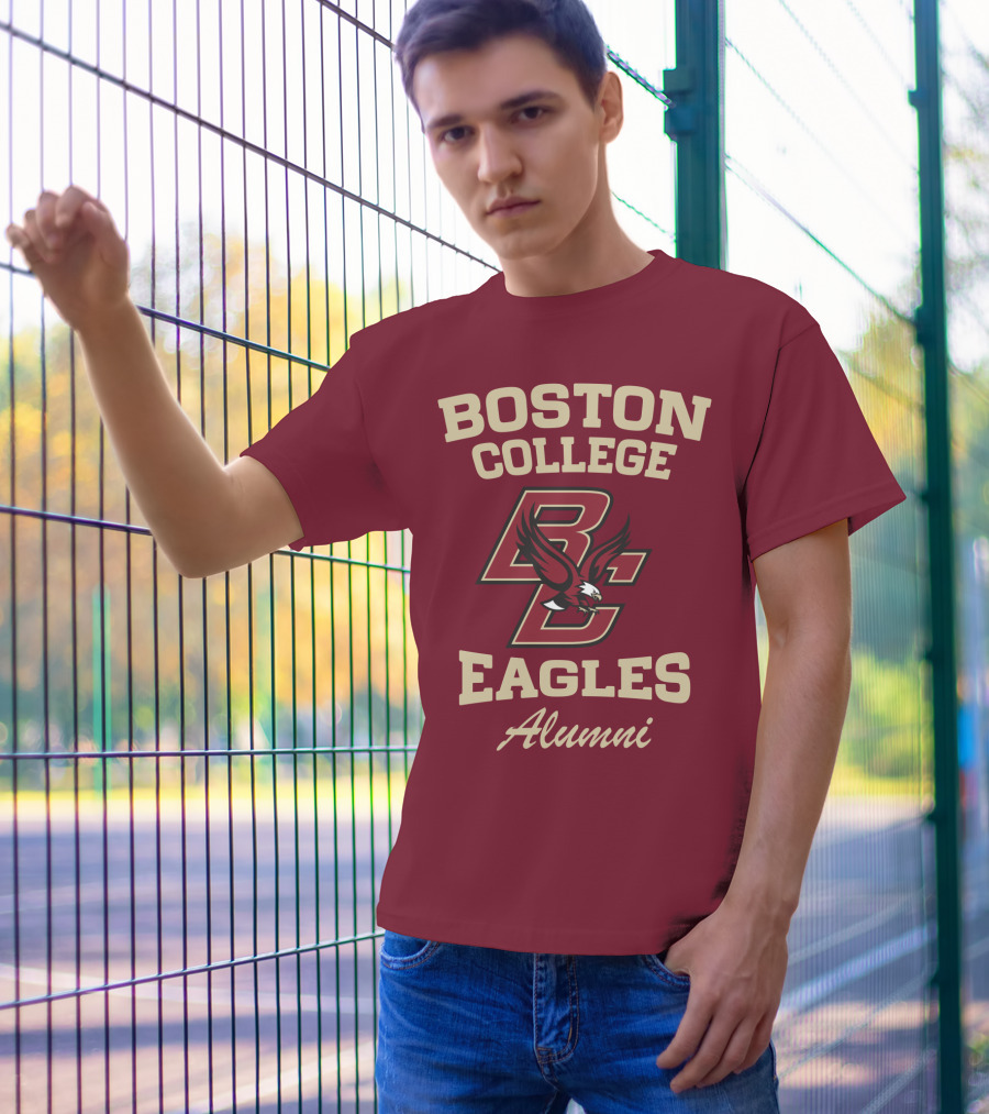 BOSTON COLLEGE EAGLES ALUMNI T-Shirt