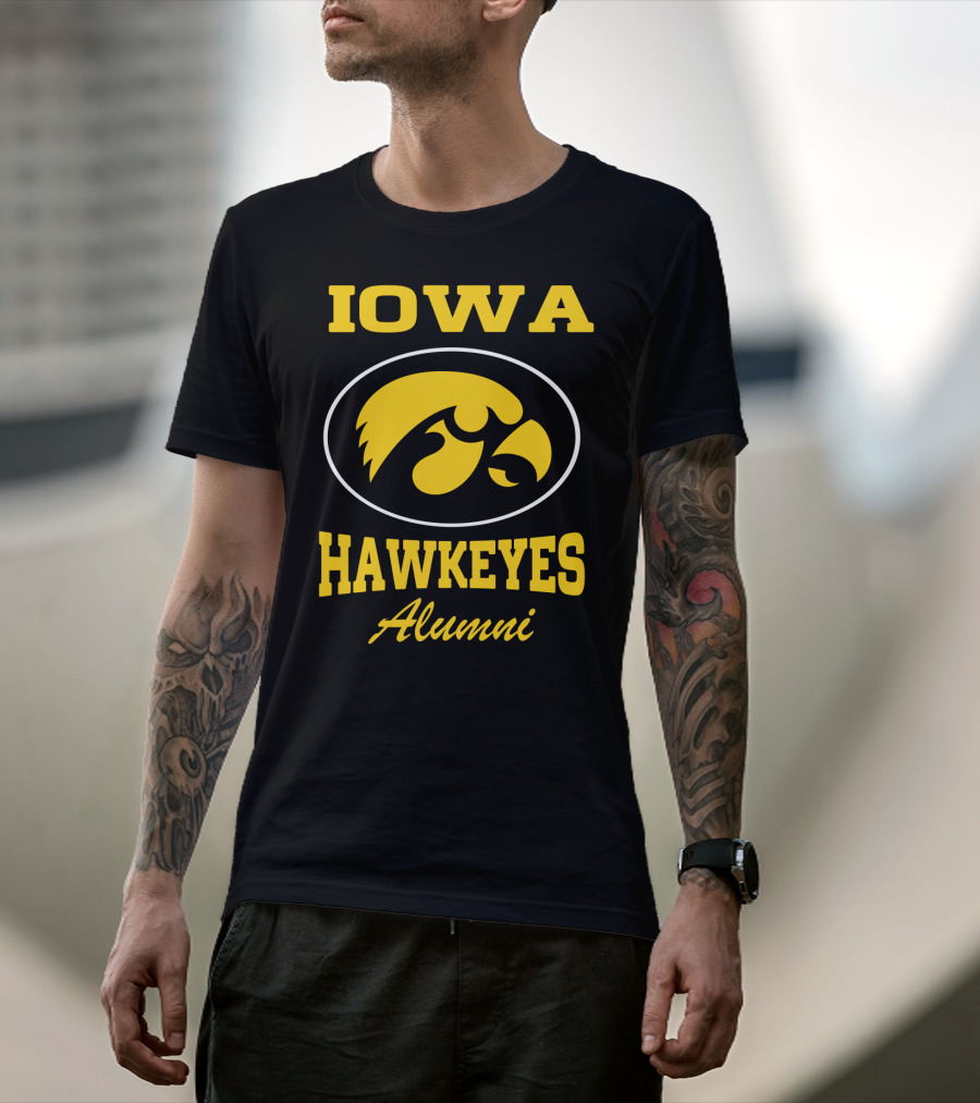 IOWA HAWKEYES ALUMNI T-Shirt