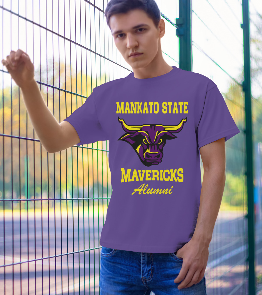 Mankato State Mavericks Alumni T-Shirt