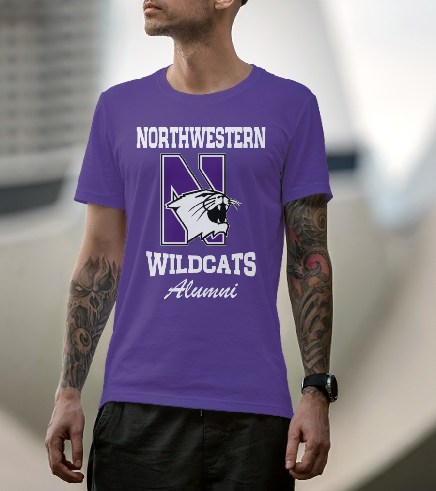NORTHWESTERN WILDCATS ALUMNI T-Shirt