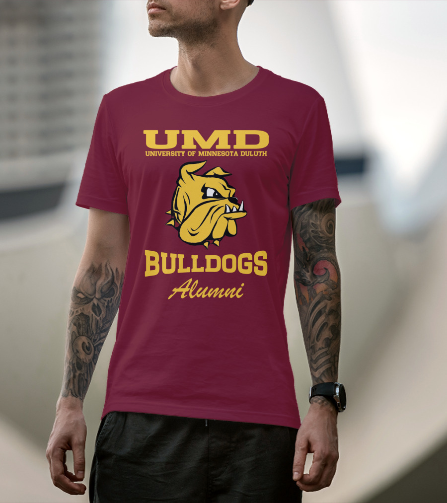 UMD University Of Minnesota Duluth Bulldogs Alumni T-Shirt