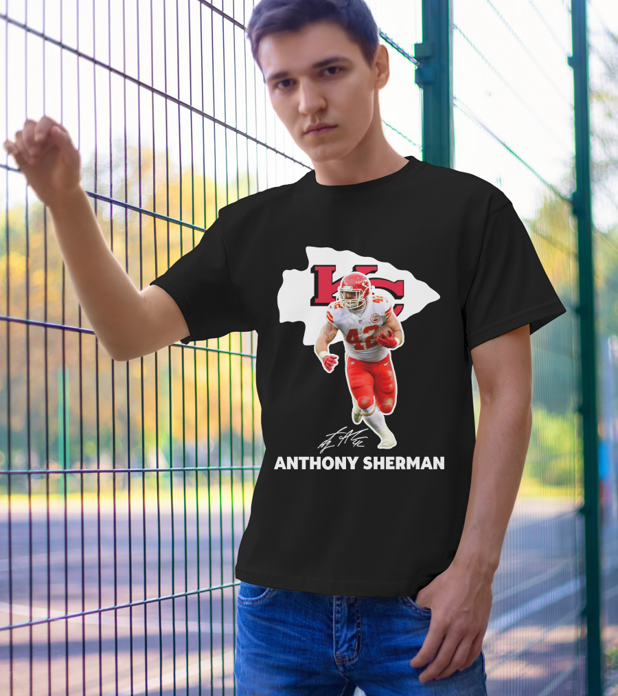 ANTHONY SHERMAN KANSAS CITY CHIEFS 42 FOOTBALL PLAYER IMAGE T-Shirt