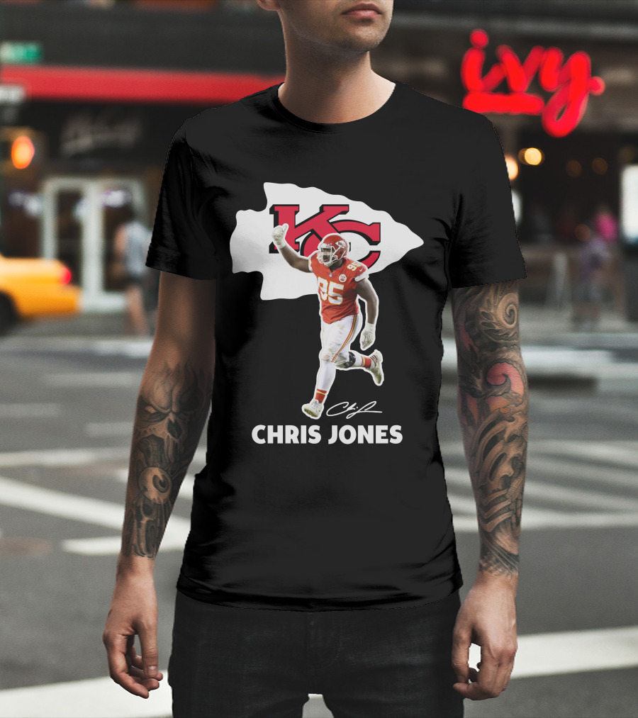 Chris Jones KC Chiefs Player 95 Signature T-Shirt