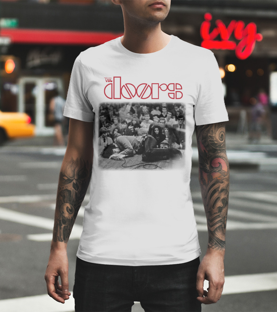 The Doors Vintage Concert Photography Black And White Crowd Scene T-Shirt