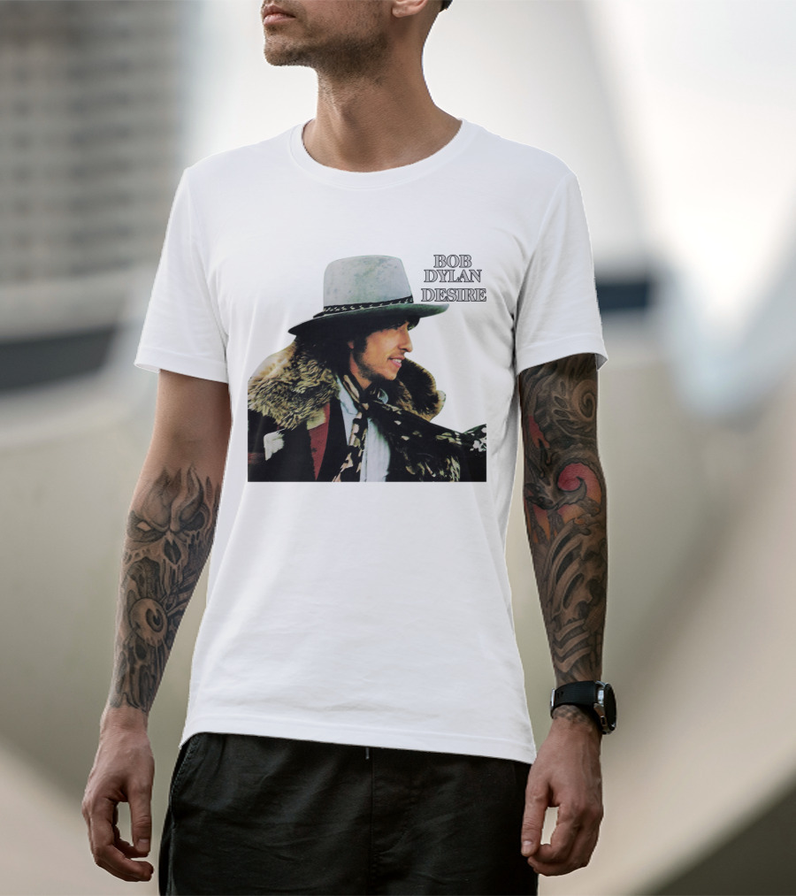 Bob Dylan Desire Album Cover With Fur Coat And Hat T-Shirt