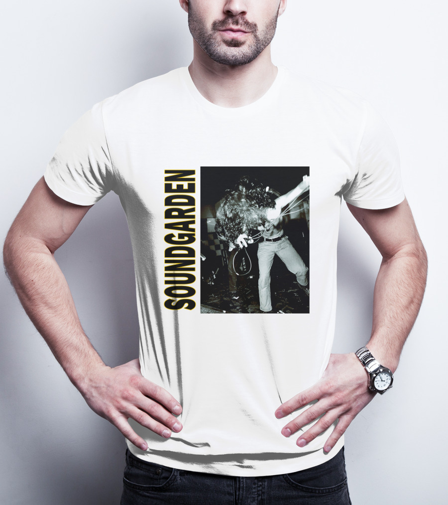 Soundgarden Live Performance Photo Vintage Style T-Shirt