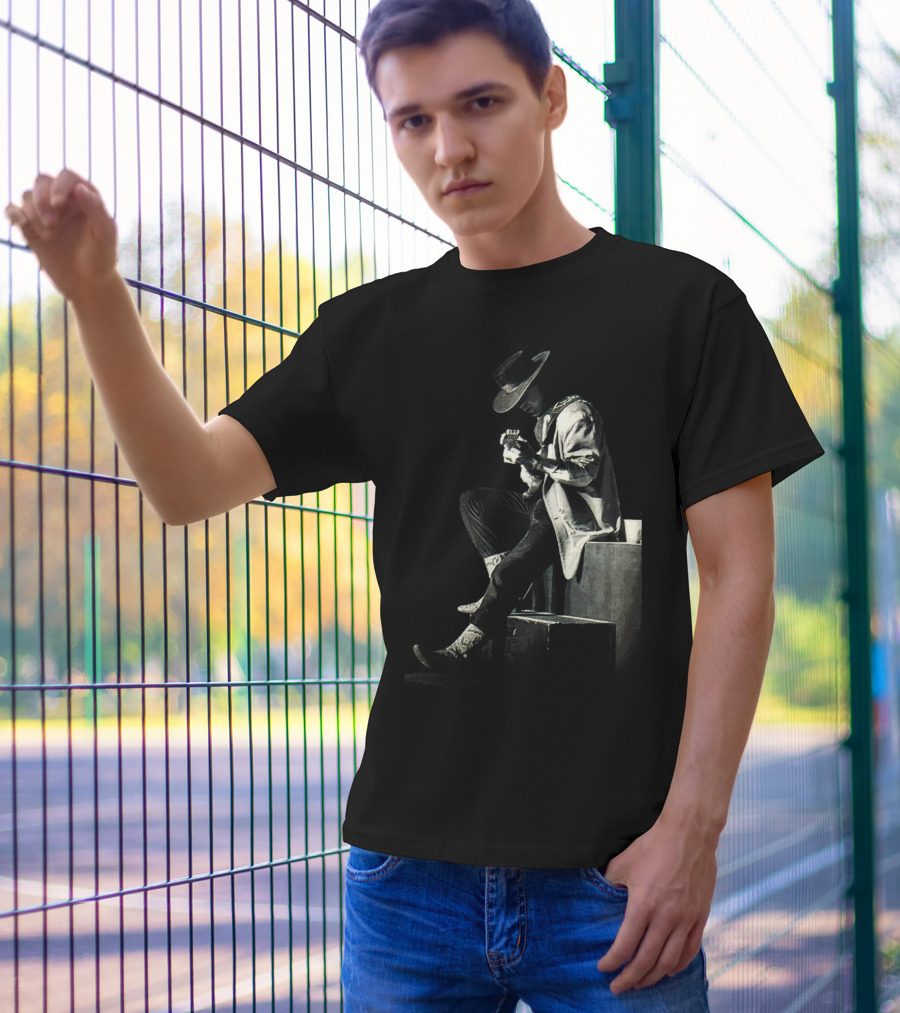 Guitar Icon Vintage Style T-Shirt