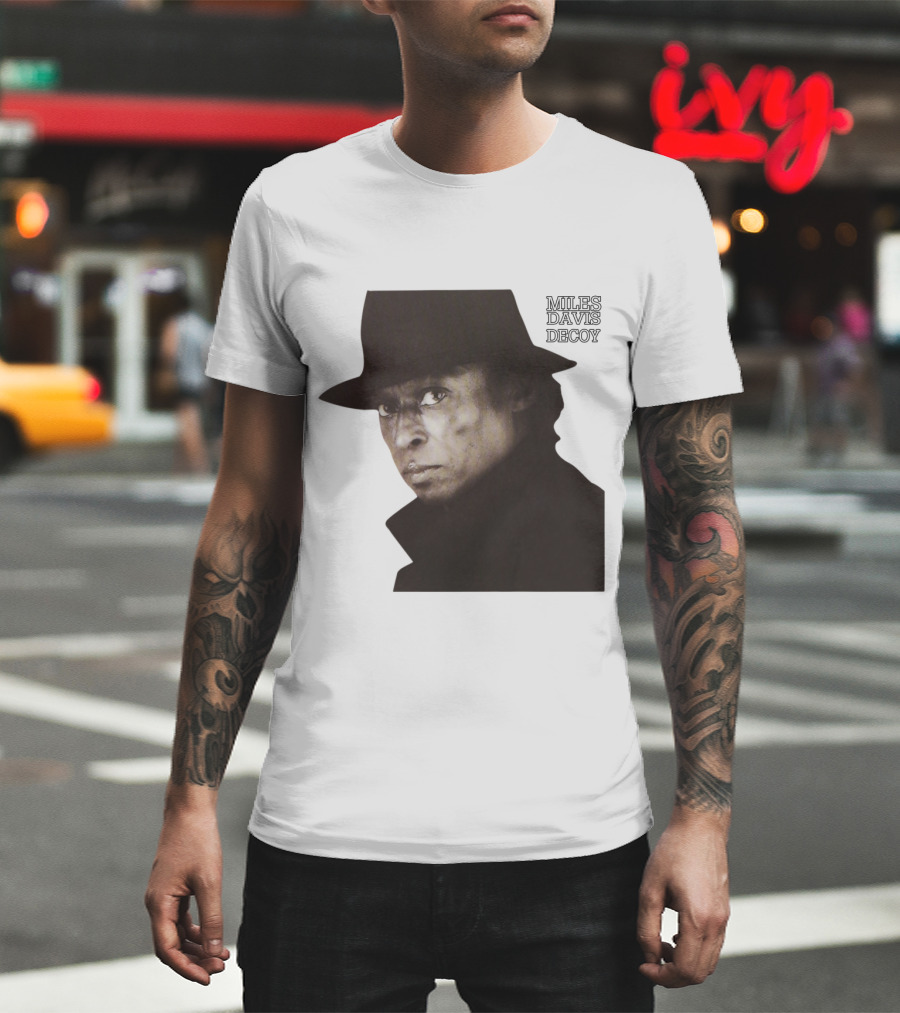 Miles Davis Decoy Portrait Mdv-Ms T-Shirt