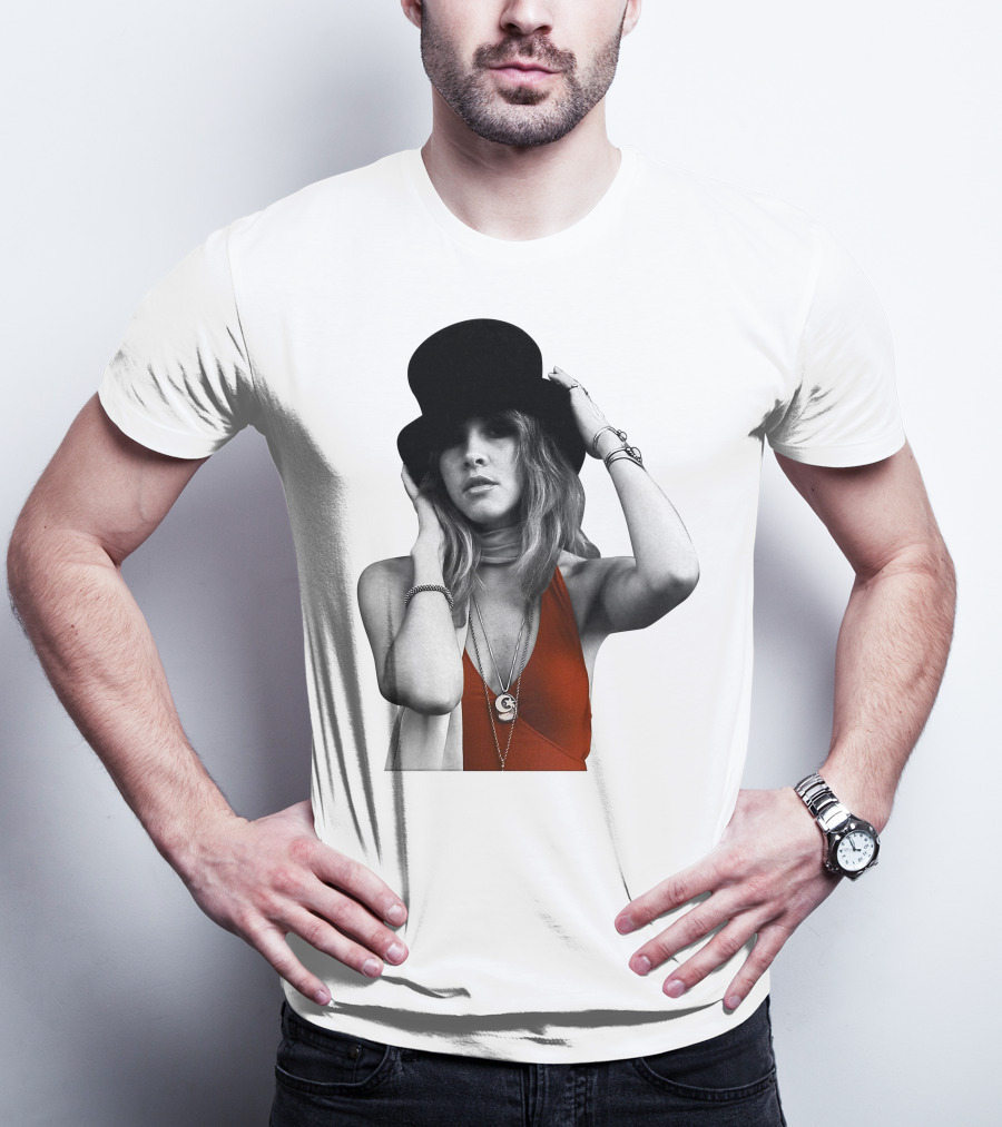 Vintage Style Woman With Hat And Jewelry T-Shirt
