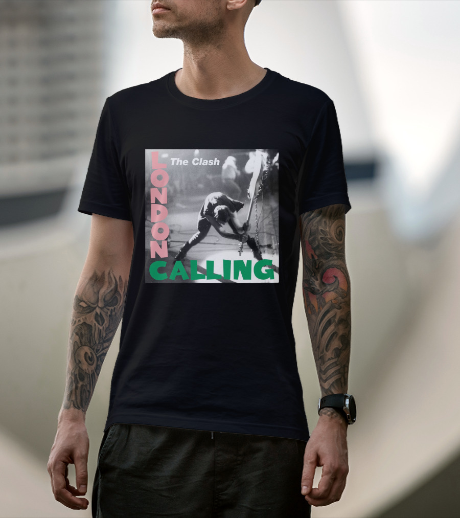 The Clash London Calling Album Cover Black And White Photo Iconic Rock Band T-Shirt