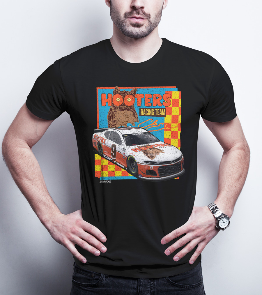Hooters Racing Team NASCAR Car CE06 T-Shirt