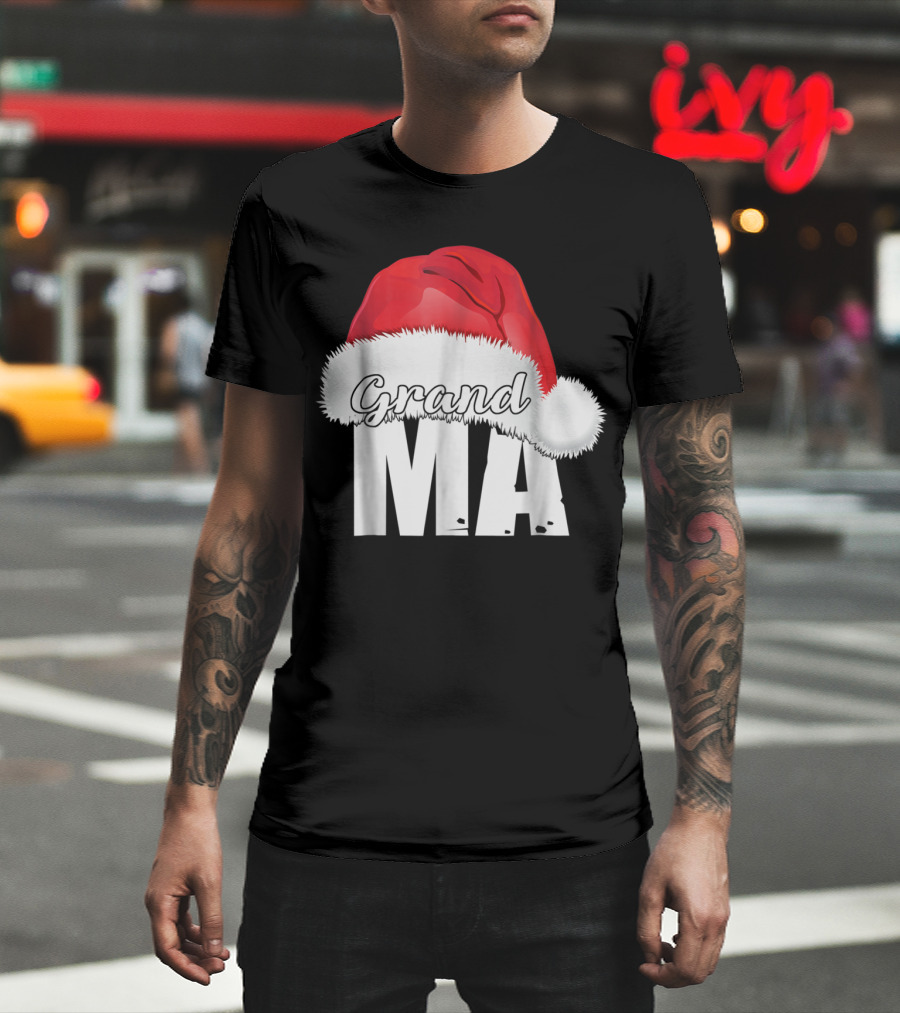 Grandma Christmas Santa Hat Family T-Shirt