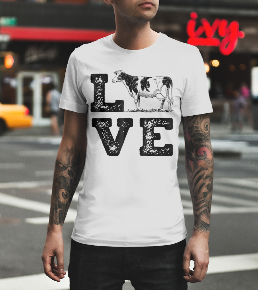 LOVE Cows Cow Lovers Farm Girls Women Farmer T-Shirt
