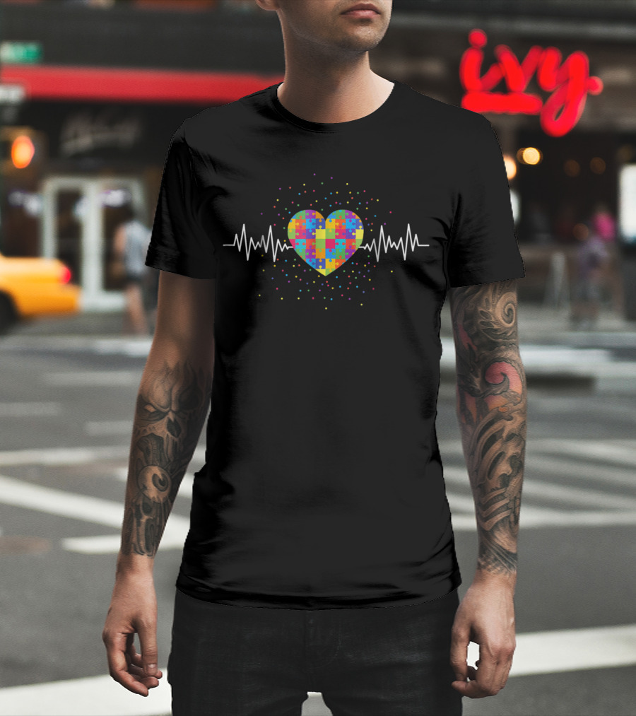 Autism Awareness Heart Puzzle Piece With Heartbeat Pattern Mom T-Shirt