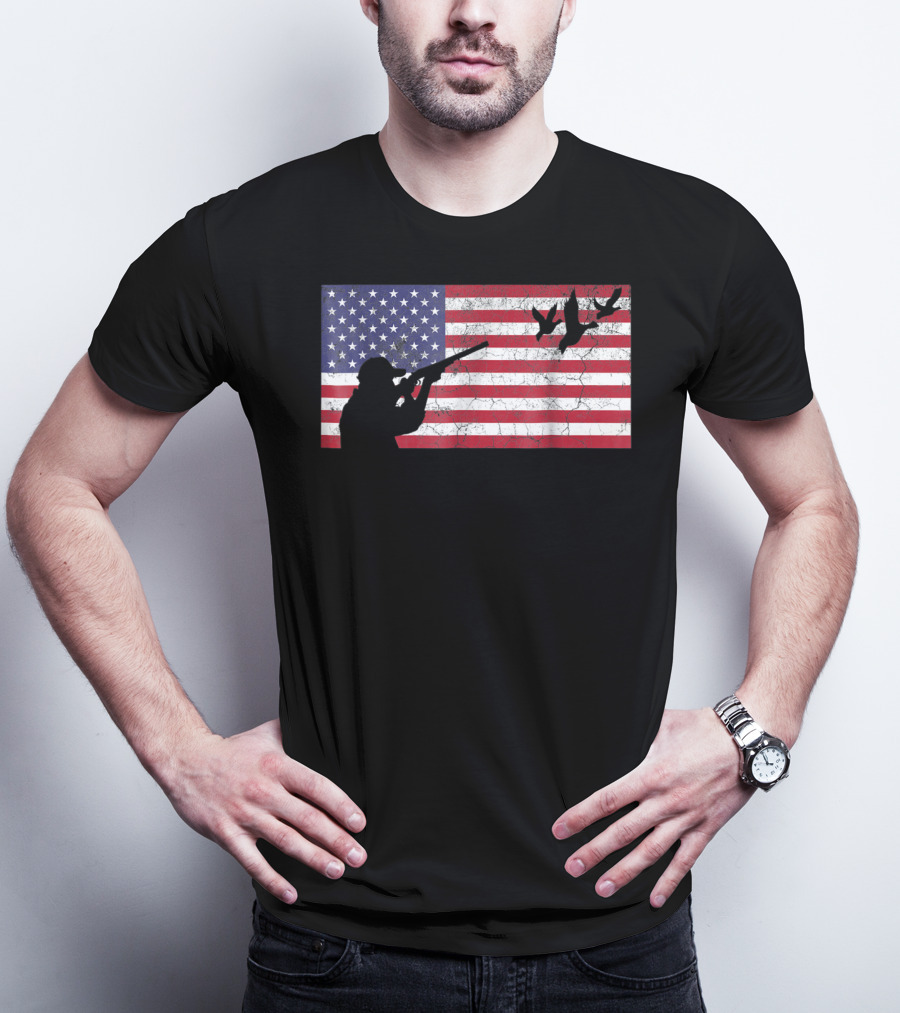 American Flag Goose Hunter Dad Silhouette With Flying Geese T-Shirt