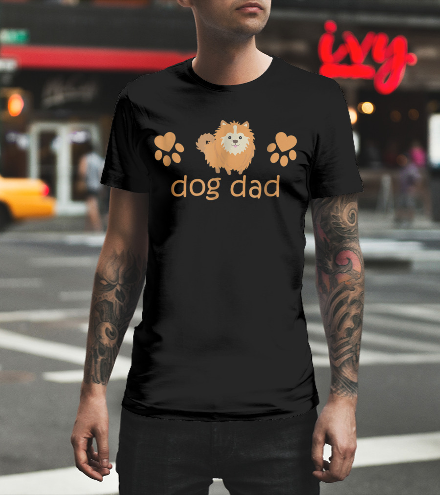 Dog Dad Pomeranian Cute Funny Pom Lovers Paw Prints T-Shirt