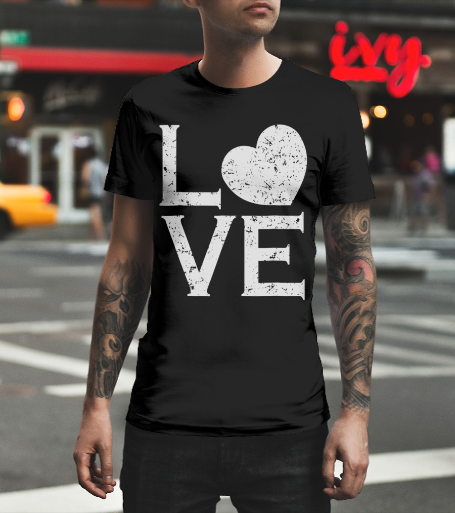 Love Heart Baseball Sports Vintage T-Shirt