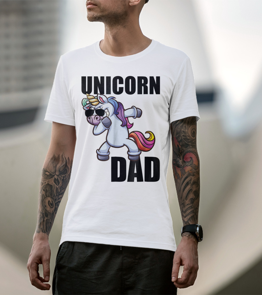 Unicorn Dad Dabbing With Sunglasses And Rainbow Mane T-Shirt