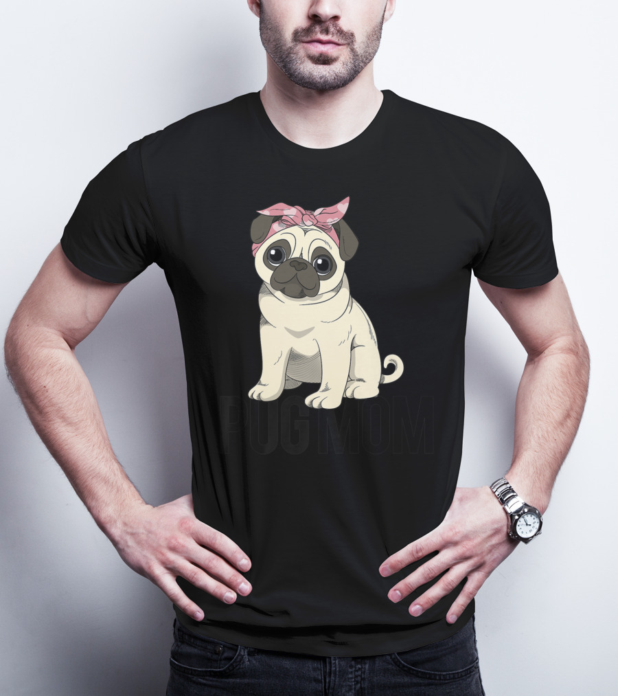 Pug Mom Cute Pug With Pink Bandana T-Shirt