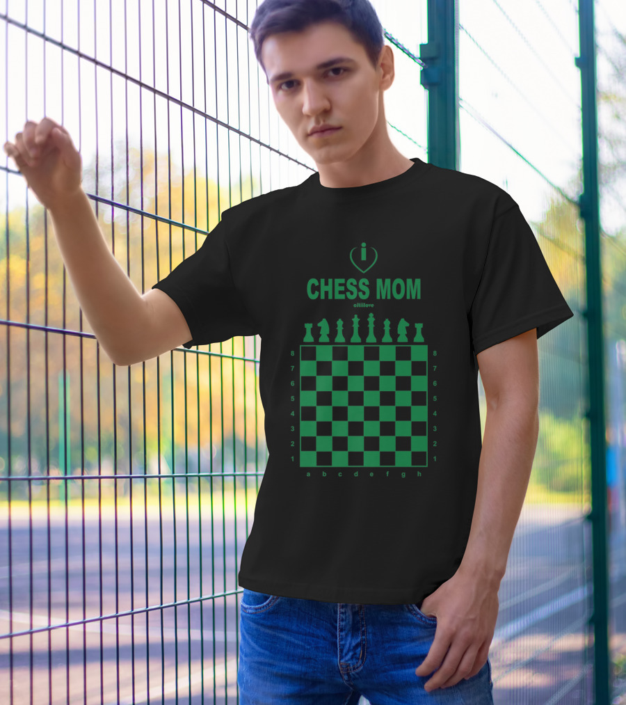 I Love Chess Mom Slim Fit Chess Board And Pieces T-Shirt