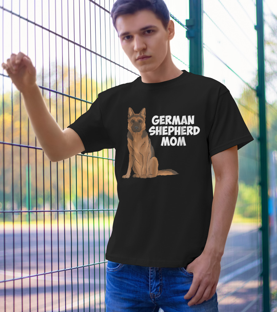 German Shepherd Mom Dog Lovers Birthday22 T-Shirt