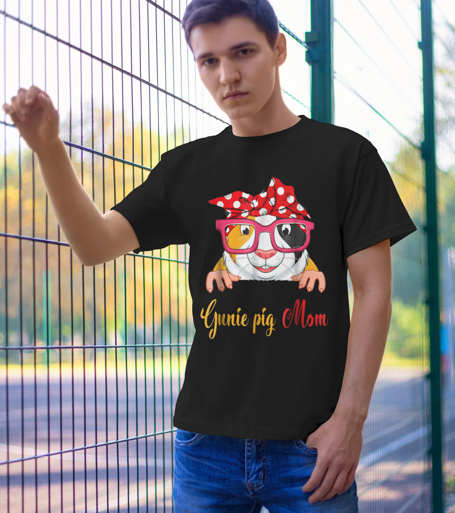 Guinea Pig Mom Red Glasses Bandana 37 T-Shirt