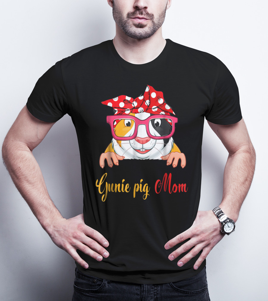 Guinea Pig Mom Red Glasses Bandana 37 T-Shirt