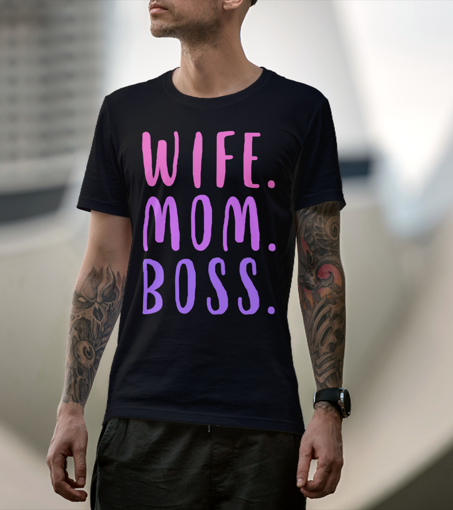 WIFE MOM BOSS Fashion Foe 95 T-Shirt