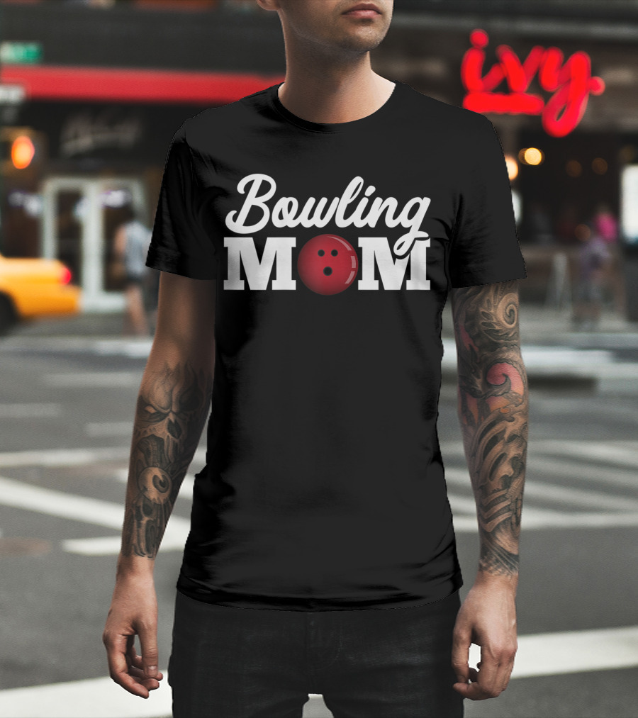 Bowling Mom With Red Bowling Ball Icon Striking Fun T-Shirt