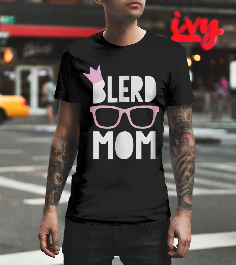 Blerd Mom Geeky Glasses Black Nerd Mom Crown T-Shirt