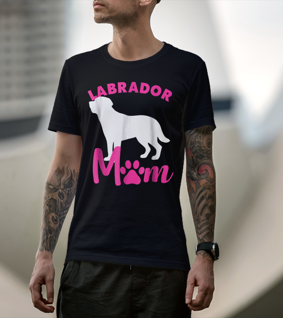LABRADOR MOM T-Shirt