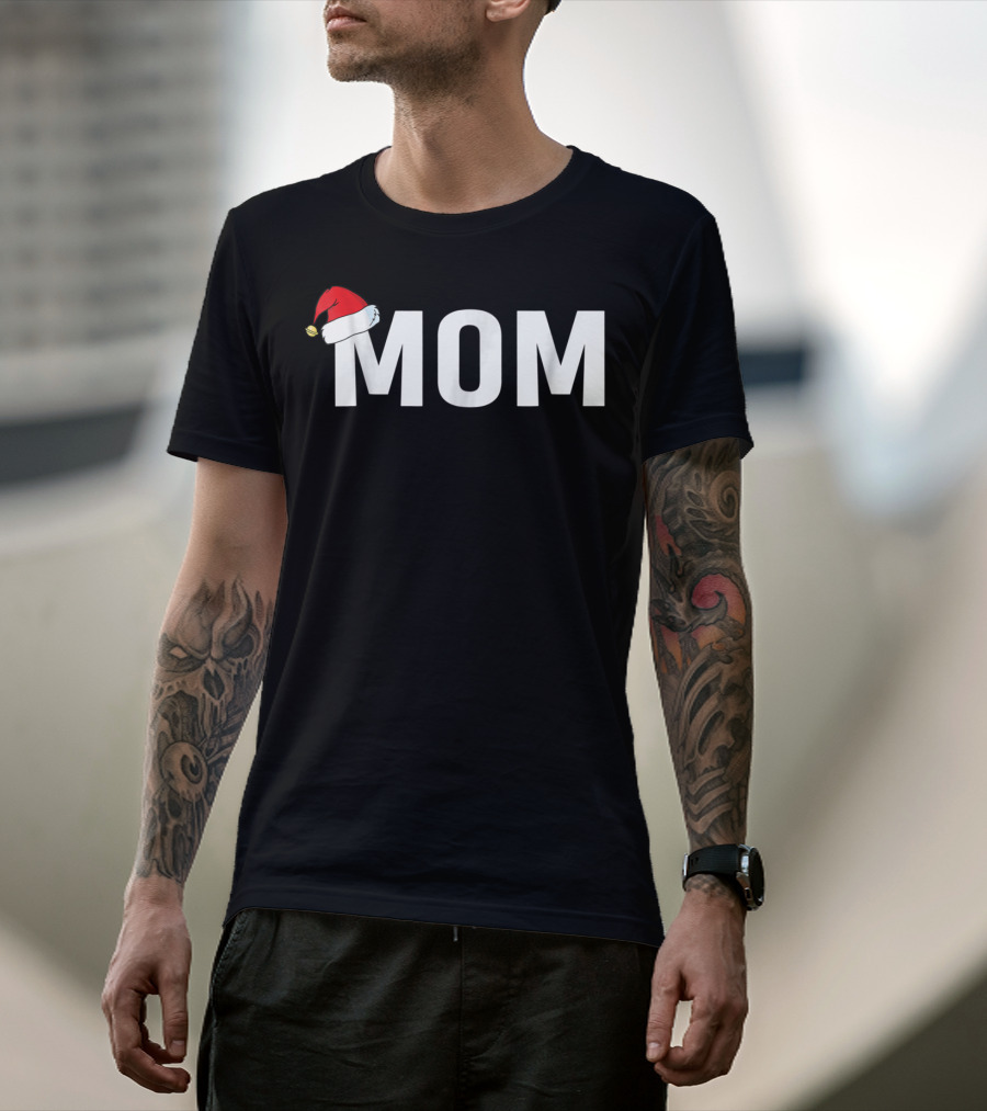 Mom Santa Hat Christmas Family T-Shirt