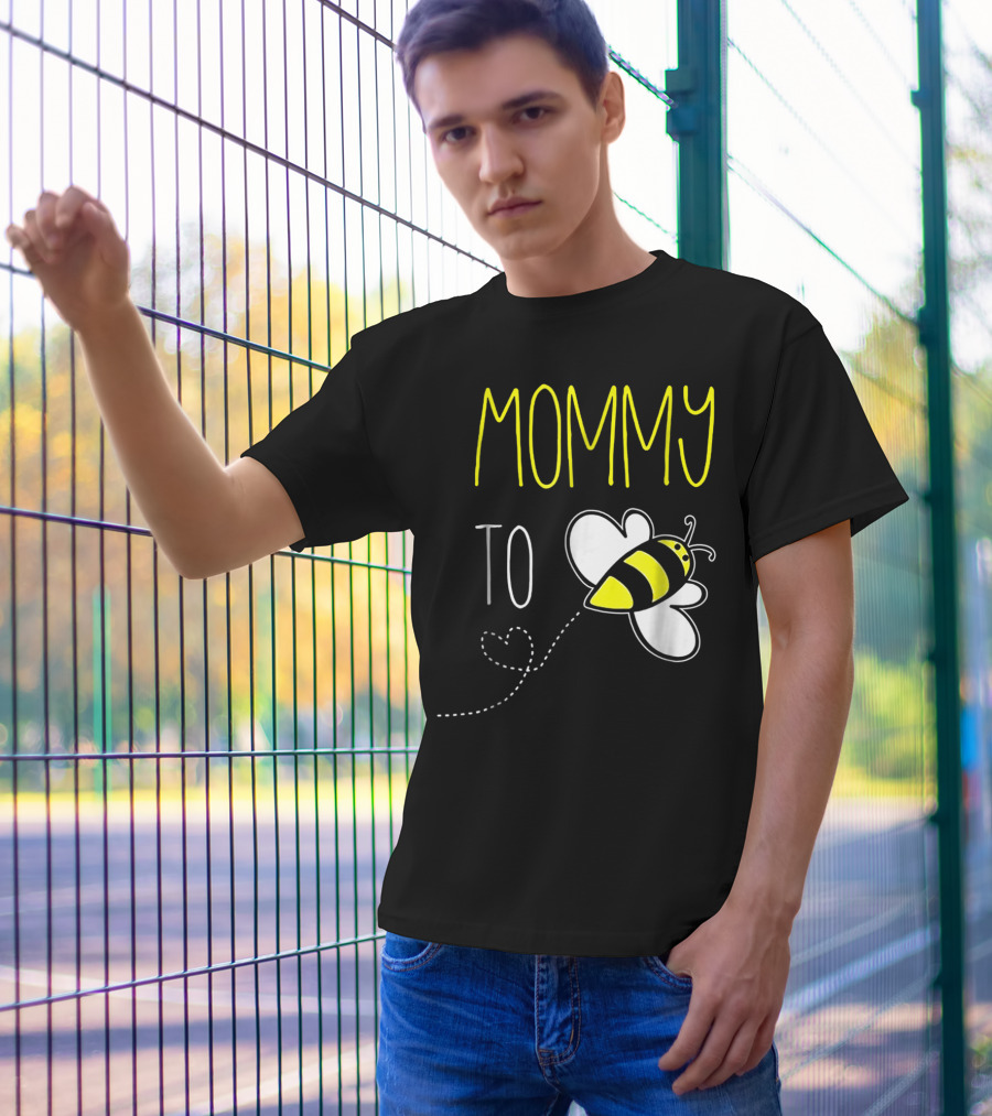 MOMMY TO BEE PREGNANCY BEE T-Shirt