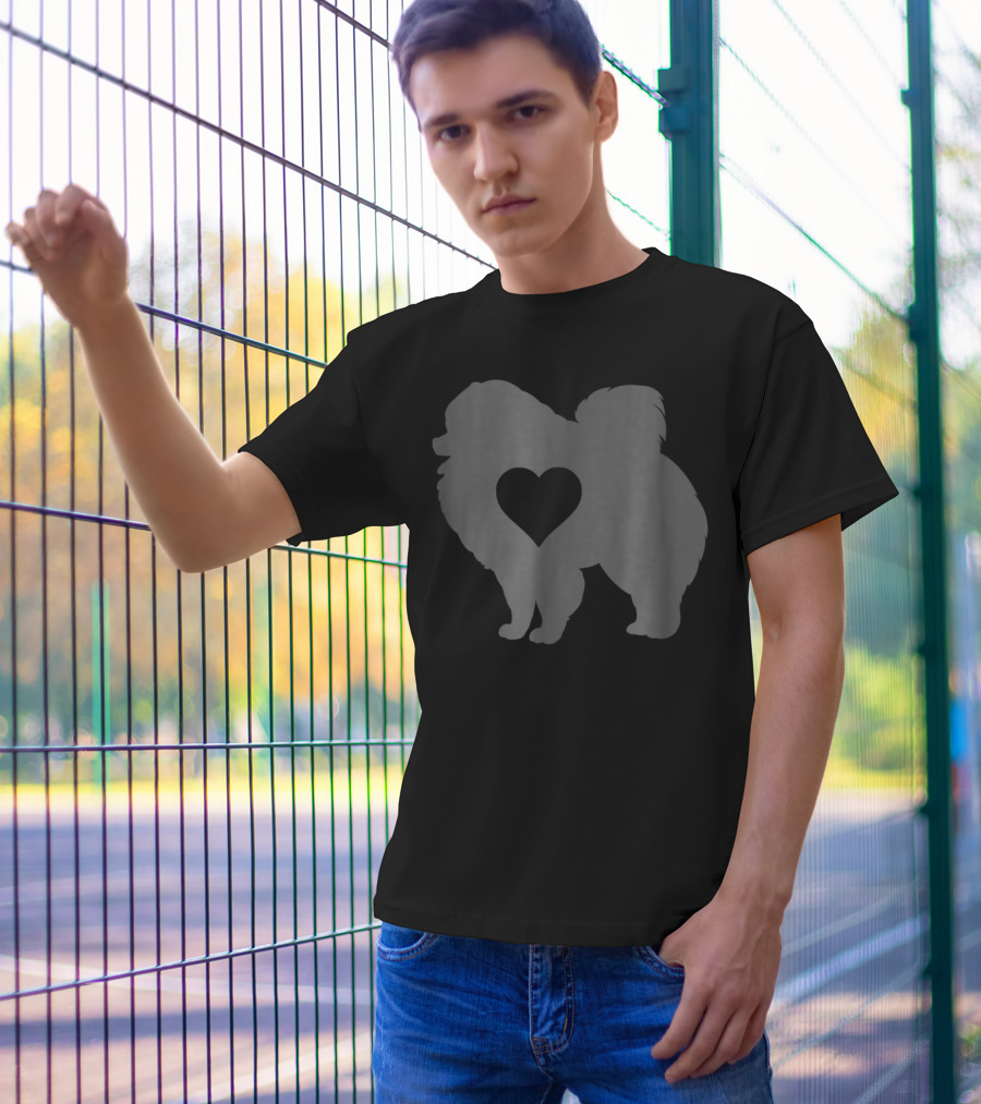 Pomeranian Love Heart Silhouette Dog Mom Idea T-Shirt