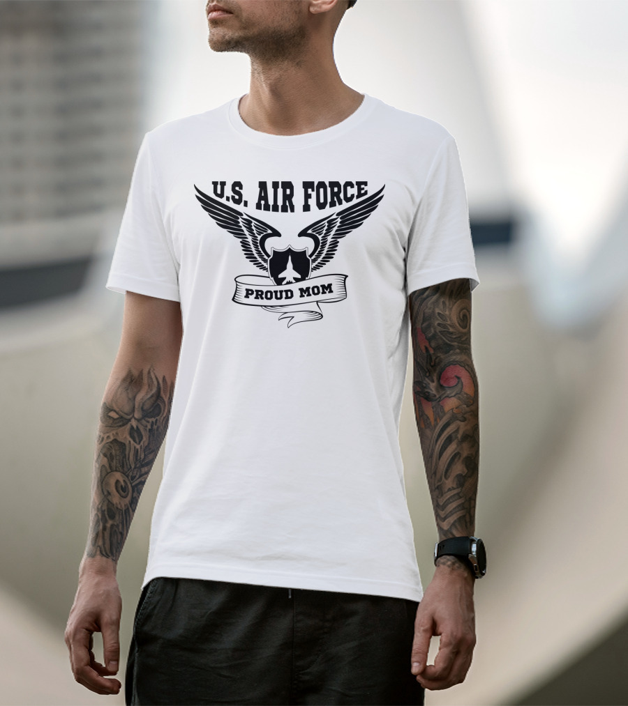 U.S. Air Force Proud Mom Winged Emblem T-Shirt