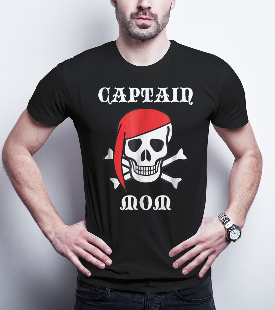 Captain Mom Skull Crossbones Red Bandana T-Shirt