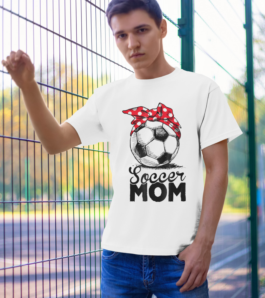 Funny Soccer Mom Polka Dot Bandana Vintage Soccer Fan Player17 T-Shirt