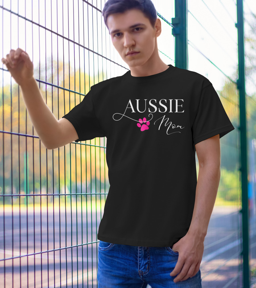 Aussie Mom With Pink Paw Print For Australian Shepherd Lovers T-Shirt