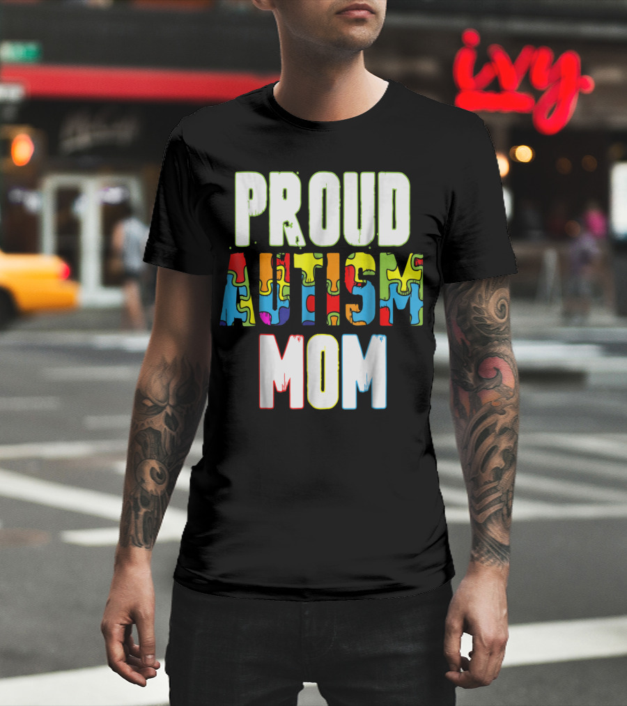 PROUD AUTISM MOM Autism Awareness Puzzle T-Shirt