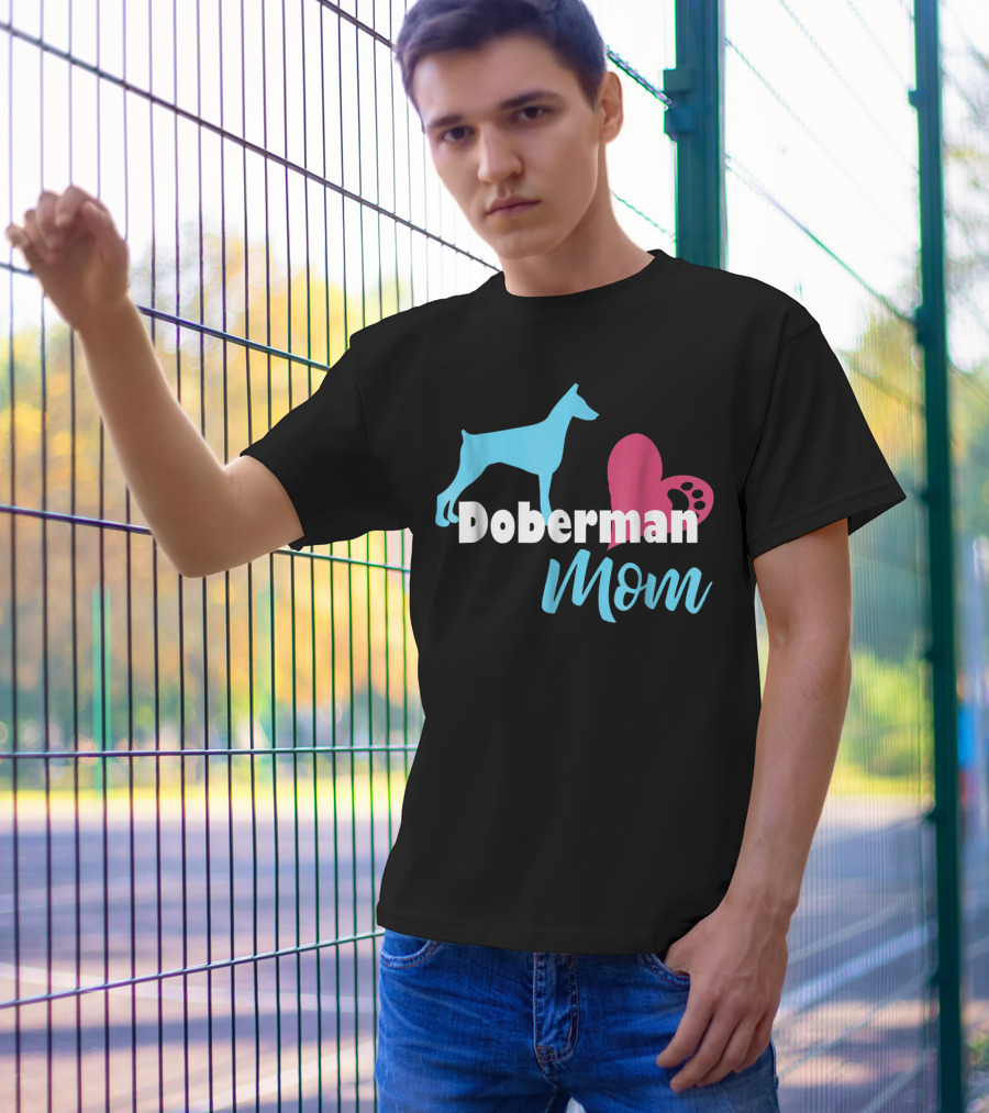 Doberman Mom Heart Paw Print For Awesome Doberman Lovers T-Shirt