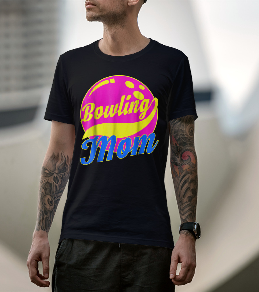Bowling Mom Bowler League Pink Yellow Bowling Ball T-Shirt