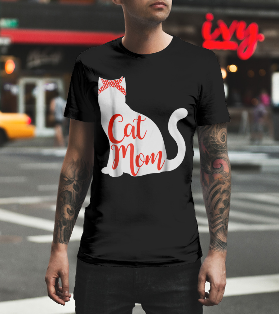 Cat Mom Cute Cat Owner Lover With Red Bow T-Shirt