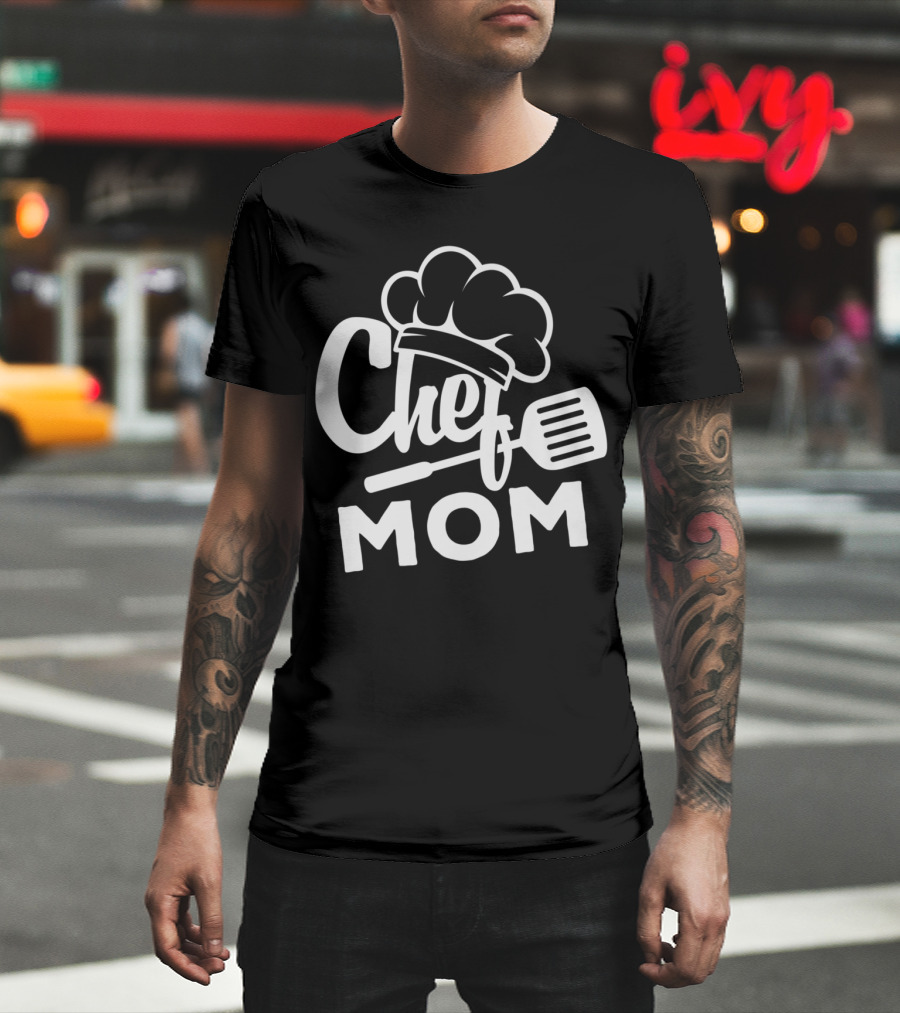 Chef Mom Cooking Hat And Spatula T-Shirt