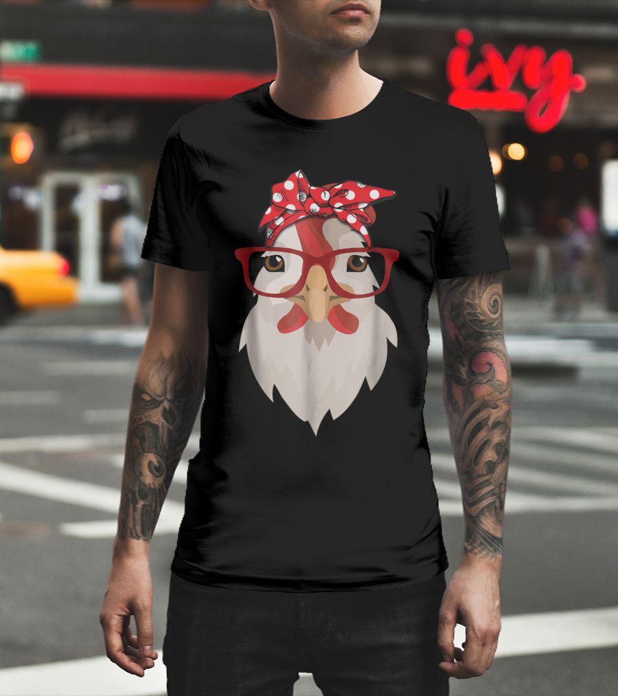 Chicken Mom Lady Farmer Thanksgiving Day Hen With Glasses And Polka Dot Bandana T-Shirt