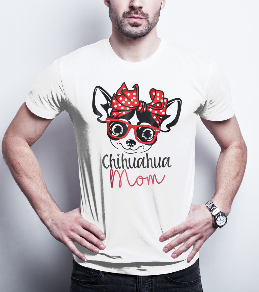 Chihuahua Mom Red Glasses And Polka Dot Bow T-Shirt