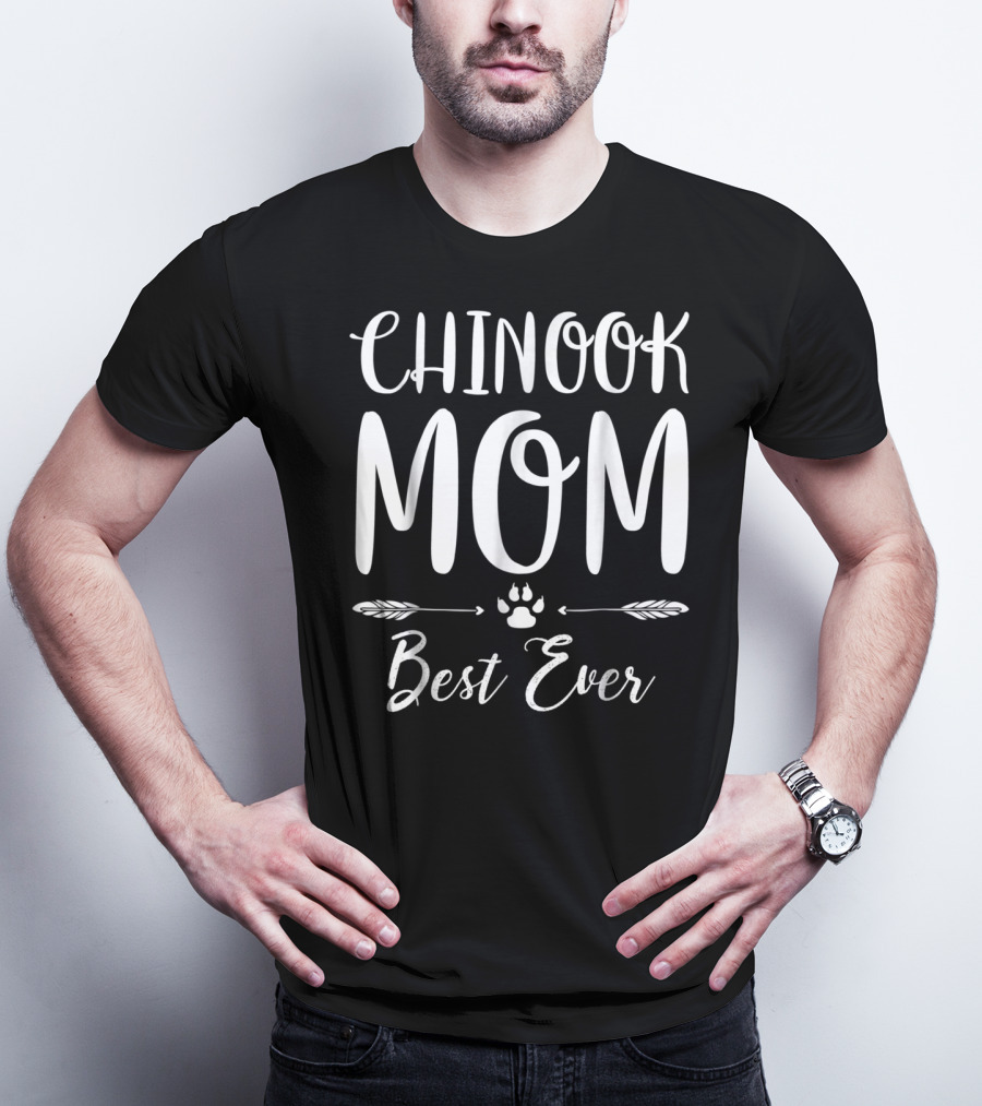Chinook Mom Best Ever Paw Print Arrows Dog Lovers T-Shirt